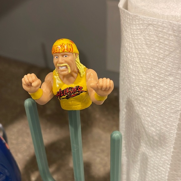 WWE | Toys | Htf Hulk Hogan Thumb Wrestler 9s | Poshmark